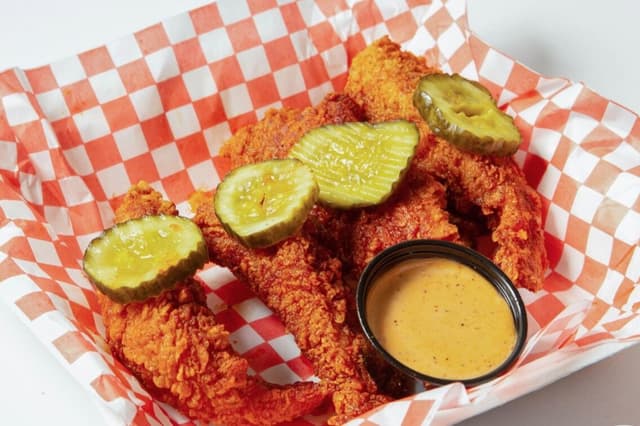 Nim's Fried Chicken (4604 37 Street SW #10) | Order Delivery & Take Out ...