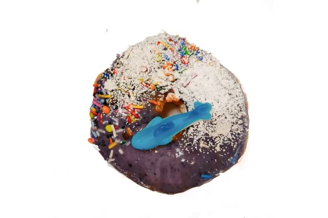 Wonder Donuts (10 Discovery Ridge Hill SW) | Order Delivery & Take Out ...