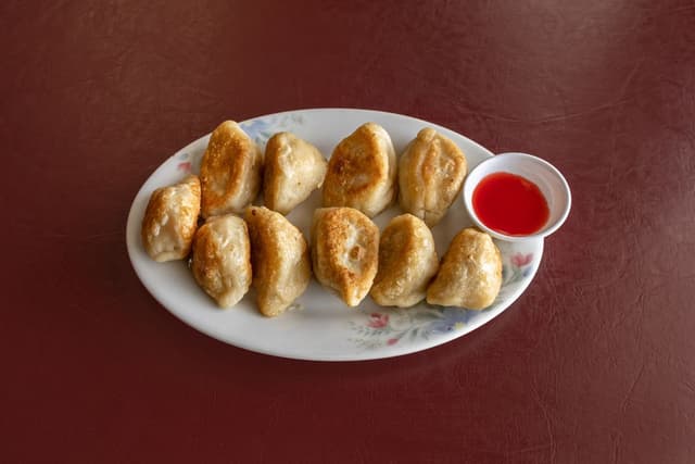 Gong Kee BBQ Noodle House (4527 8 Ave SE) | Order Delivery & Take Out ...