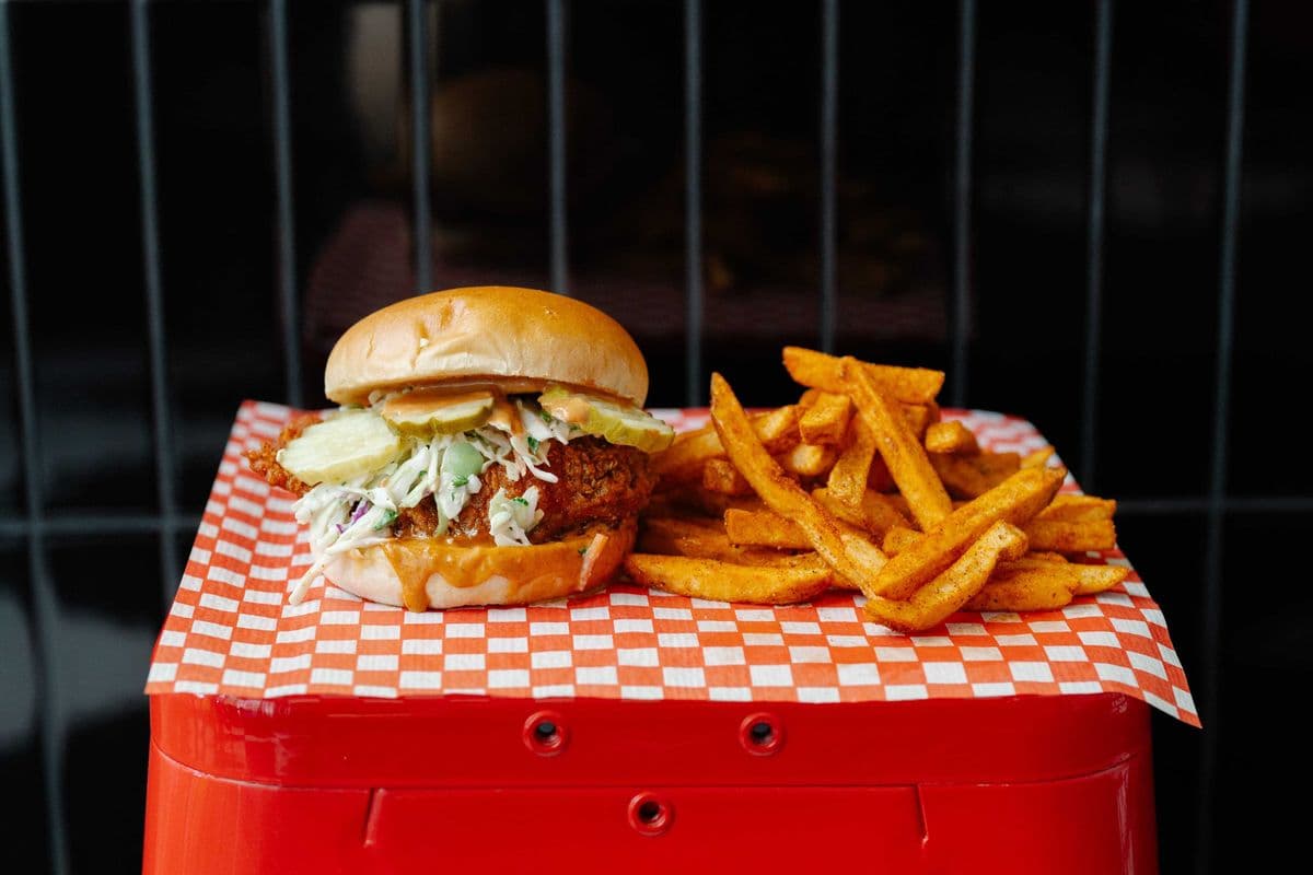 Rob's Famous Fried Chicken (8540 Jasper Ave) | Order Delivery & Take ...