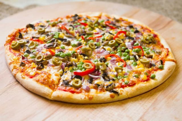 Daily Pizza (636 Notre Dame Ave) | Order Delivery & Take Out Online ...