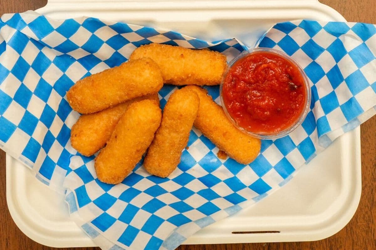 Byron Pizza (1240 Commissioners Rd W) | Order Delivery & Take Out ...