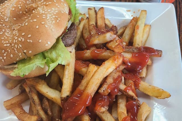 Mad Munch (308 Wellington St) | Order Delivery & Take Out Online ...
