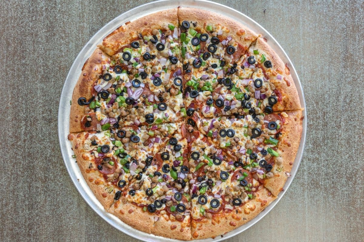 Local Pizza (3949 Shelbourne St) | Order Delivery & Take Out Online ...