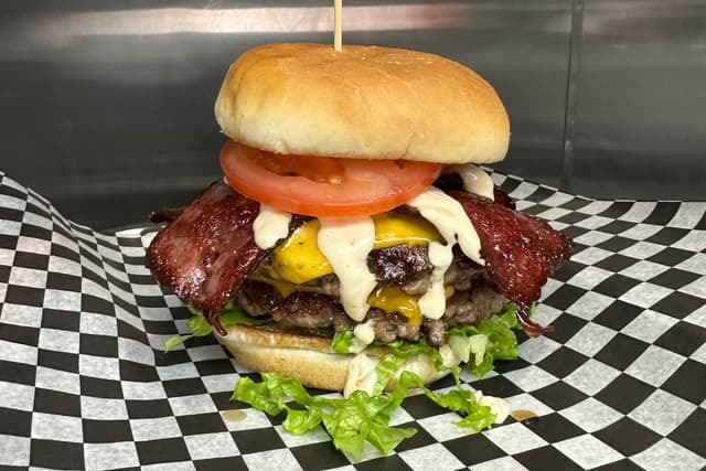 Top Gun Steak & Burgers (1960 Lawrence Avenue East) | Order Delivery ...