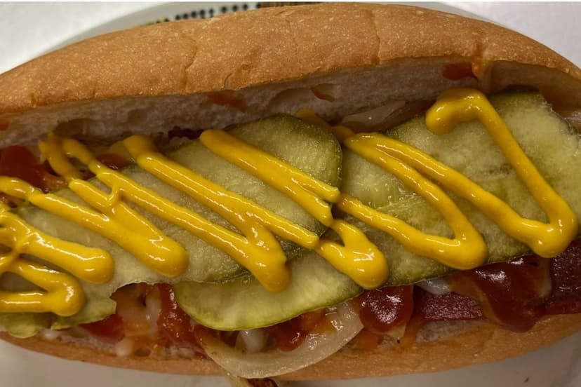 Willy Dogs (425 Woodlawn St) | Order Delivery & Take Out Online ...