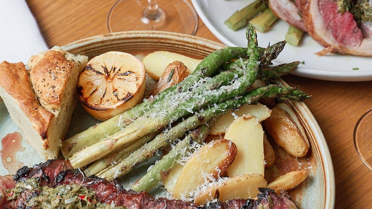 Lusi Italian Kitchen & Pizzeria (1772 33 St SW) | Order Delivery & Take ...