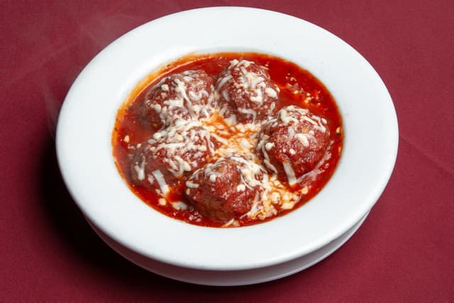 Pizzeria Italia Restaurant (18 Mulcaster St) | Order Delivery & Take ...