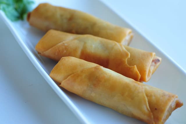 Shanghai City Restaurant (2000 N Island Hwy) | Order Delivery & Take ...