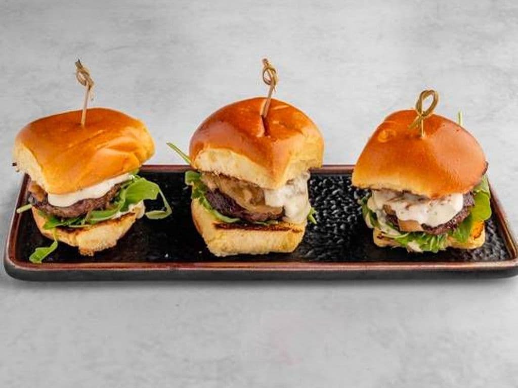 Taps Public House (6570 Meadowvale Town Centre Cir) | Order Delivery ...